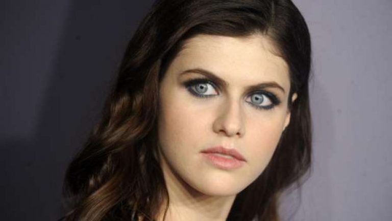 Alexandra Daddario’s Charming Eyes: Blue Eyes with Enchanting Symbol ...